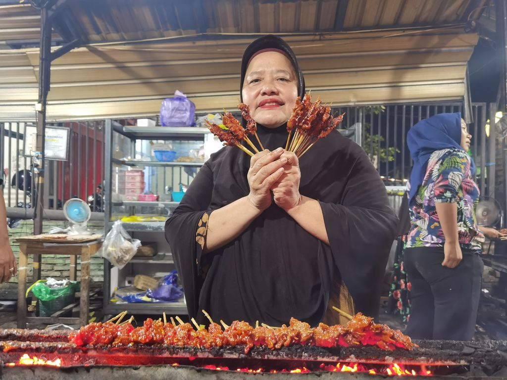 8 Rekomendasi Wisata Kuliner di Lombok, Legendaris & Enak Banget!- Blue ...
